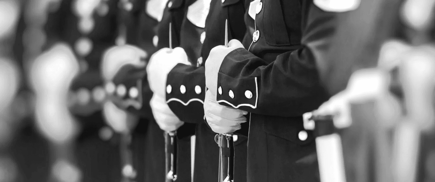 Is Fraternization Between Military Members Allowed?